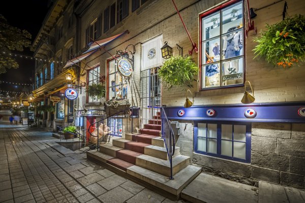 LE CAPITAINE D’A BORD - Updated December 2024 - 14 Photos - 63 Rue du ...