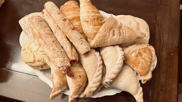 PANADERÍA ESTRELLA - Updated September 2025 - 17 Photos & 32 Reviews ...