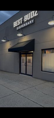 BEST BUDZ - Updated September 2025 - 146 Virginia St, Buffalo, New York ...