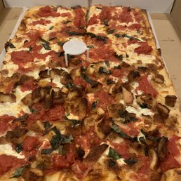 GEMELLI PIZZERIA - Updated October 2024 - 118 Photos & 170 Reviews ...
