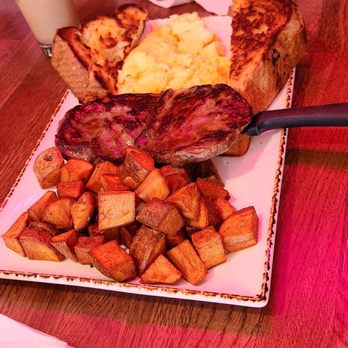 MADRES BRUNCH - Updated May 2024 - 413 Photos & 335 Reviews - 2099 E ...