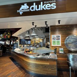 DUKE’S SEAFOOD BELLEVUE - Updated January 2025 - 1125 Photos & 624 ...