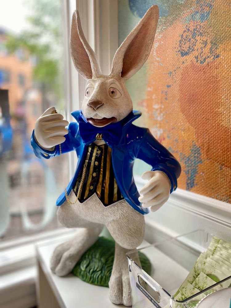 THE SNARKY TEA HOUSE - Updated September 2025 - 14 Photos - 24 N Main ...