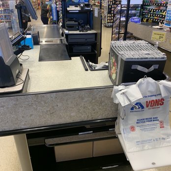VONS - Updated July 2025 - 45 Photos & 45 Reviews - 576 W Main St ...