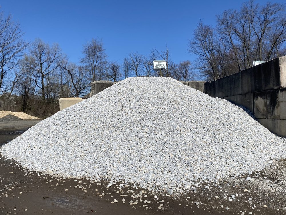 LEONBERG - Updated October 2025 - 18 Photos - 810 N Lenola Rd ...