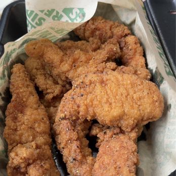 WINGSTOP - Updated July 2025 - 117 Photos & 188 Reviews - 5725 Losee Rd ...