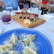 PERRY’S RESTAURANT - 601 Photos & 804 Reviews - 1811 Columbia Rd NW ...