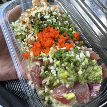 OFF THE HOOK POKE MARKET - Updated September 2025 - 1925 Photos & 986 ...