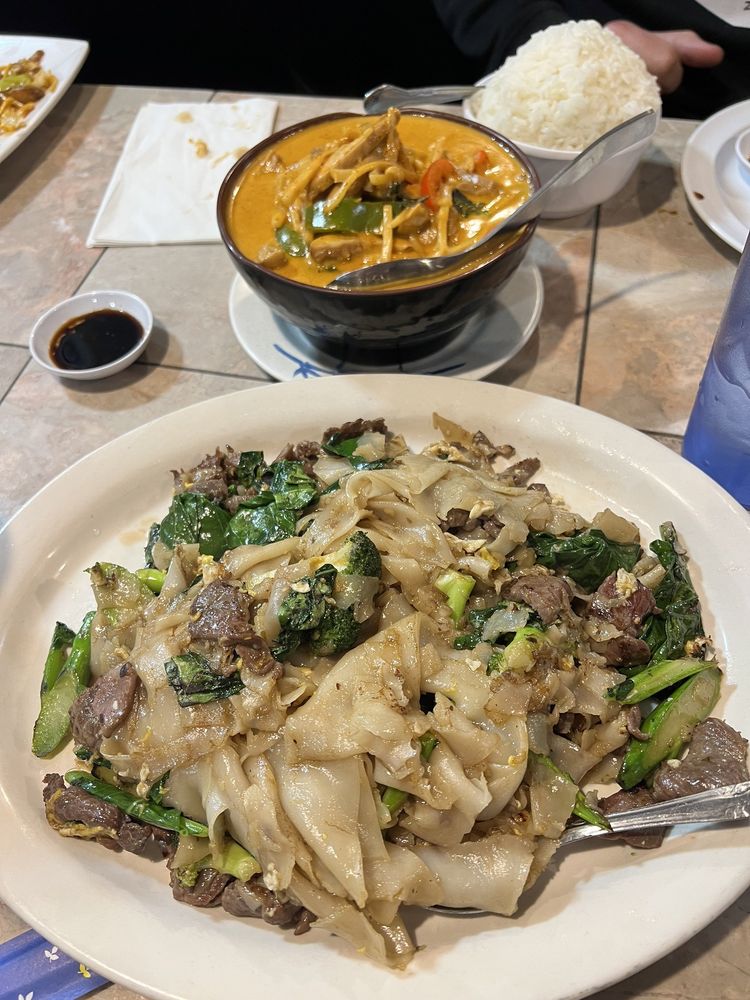 SAKURA CHINESE & JAPANESE RESTAURANT - Updated October 2025 - 48 ...