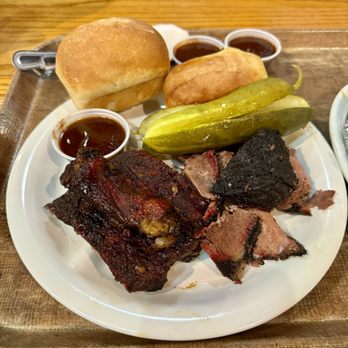 SPRING CREEK BARBEQUE - Updated November 2025 - 68 Photos & 111 Reviews ...
