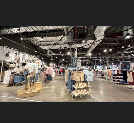 PRIMARK - Updated October 2025 - 63 Photos & 58 Reviews - 2655 Richmond ...