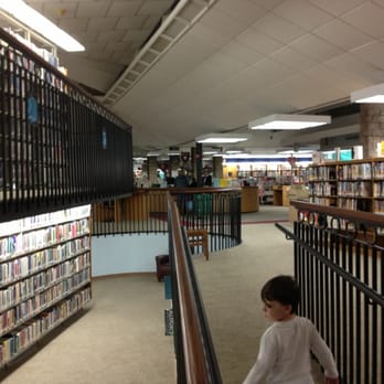 WANTAGH PUBLIC LIBRARY - Updated October 2025 - 3285 Park Ave, Wantagh ...
