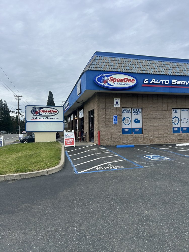 SPEEDEE OIL CHANGE & AUTO SERVICE - Updated May 2025 - 89 Photos & 245 ...