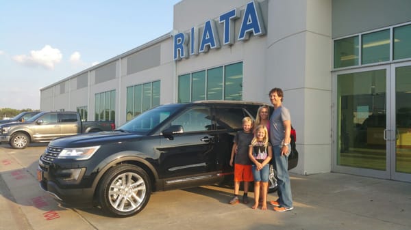 RIATA FORD - Updated December 2025 - 45 Photos & 167 Reviews - 10507 US ...