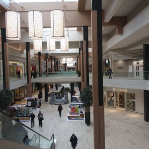 ROSEDALE CENTER - 47 Photos & 67 Reviews - 1595 MN-36, Roseville ...