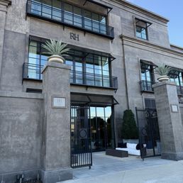 RH ROOFTOP RESTAURANT AT RH MINNEAPOLIS - Updated December 2025 - 770 ...