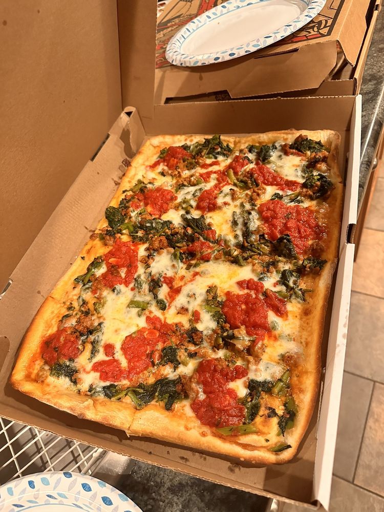 PRIMAVERA PIZZERIA & FAMILY RESTAURANT - Updated September 2025 - 266 ...