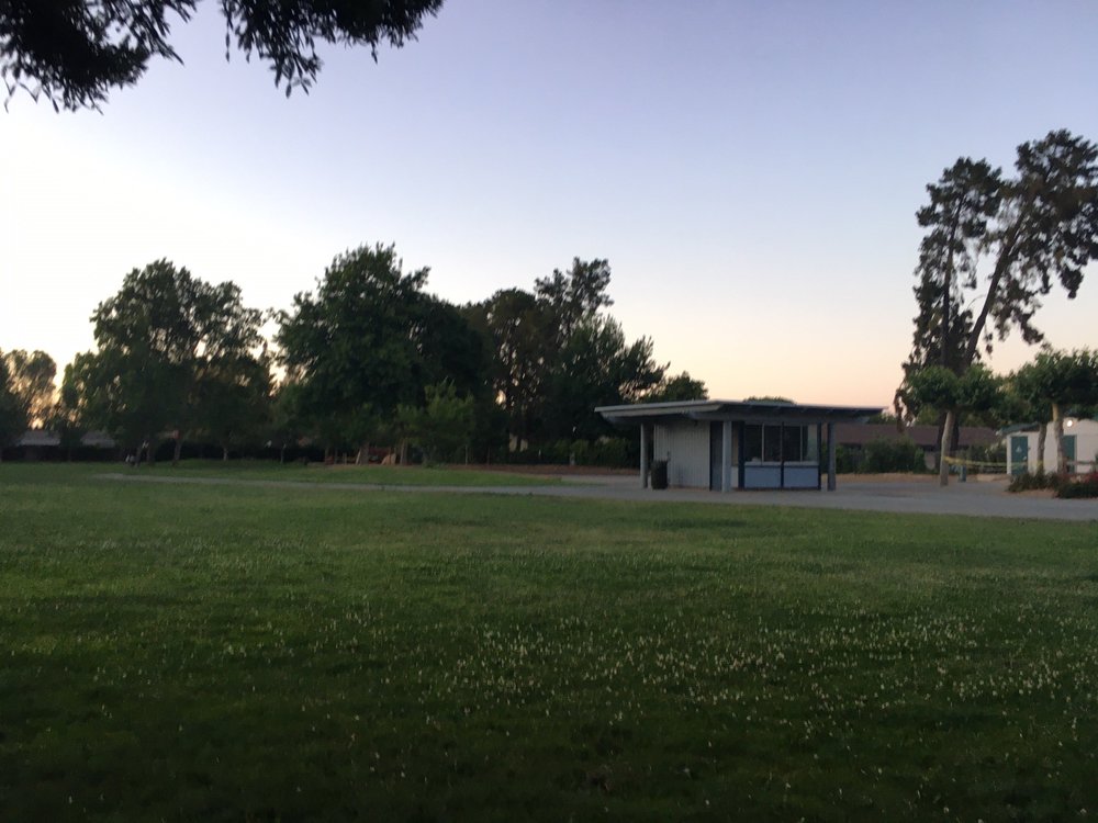 BUBB PARK - Updated June 2024 - 34 Photos - Barbara Avenue & Montalto ...