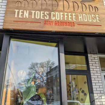 TEN TOES COFFEE HOUSE - Updated December 2025 - 25 Photos - 593 Bank St ...