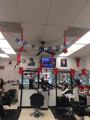 SEVEN LOCKS BARBER SHOP - 14 Photos & 57 Reviews - Barbers - 350 ...