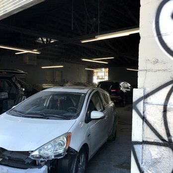 AUTO WORLD BODY & FRAME - Updated July 2025 - 11 Photos & 36 Reviews ...