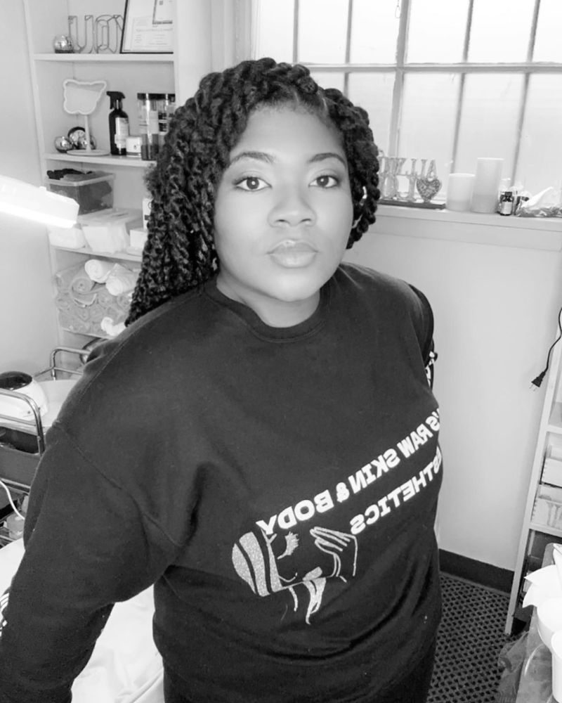 MIA’S RAW SKIN & BODY - Updated August 2024 - 19 Photos - 5800 South ...