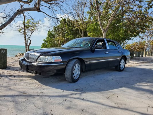 GEIGER BEACH - Updated December 2025 - 60 Photos - Boca Chica Rd, Key ...