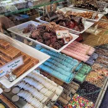 PARROT CONFECTIONERY STORE - Updated December 2025 - 68 Photos & 74 ...