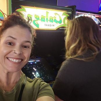 UNDERGROUND RETROCADE - Updated October 2025 - 90 Photos & 78 Reviews ...