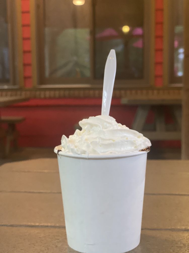 DILLY’S AT CENTRE BRIDGE - Updated May 2024 - 73 Photos & 147 Reviews ...