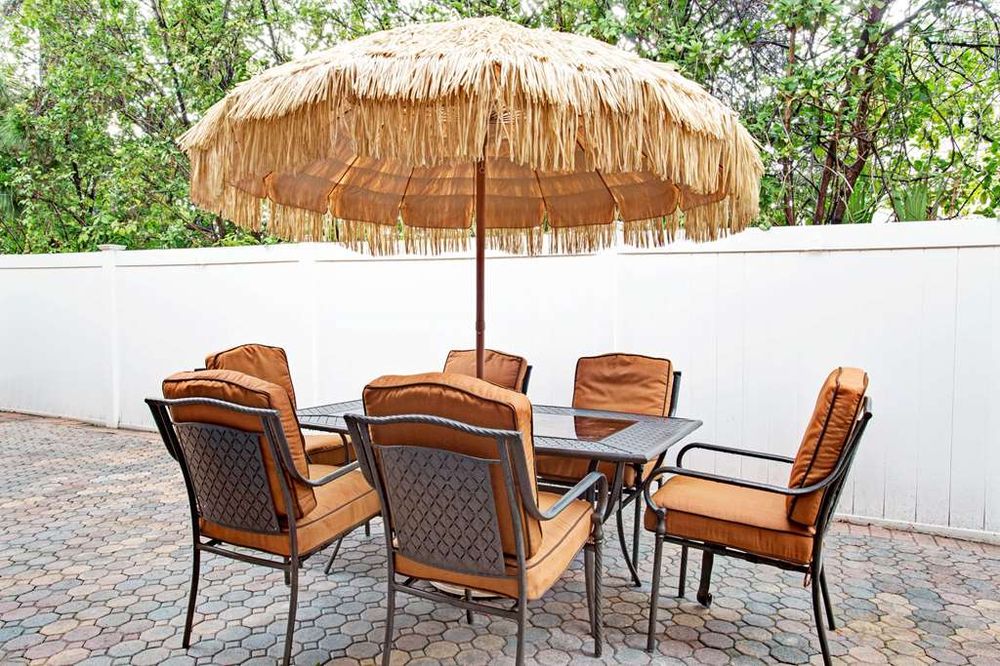 SUPER 8 BY WYNDHAM KISSIMMEE/MAINGATE/ORLANDO AREA - Updated August ...