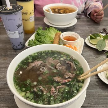 PHO 21 - Updated February 2025 - 1156 Photos & 703 Reviews - 2569 S ...