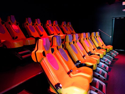 XD DARKRIDE EXPERIENCE PIER PARK - Updated December 2025 - 17 Photos ...