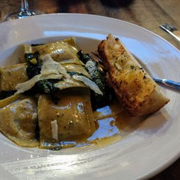 ANGELO’S TAVERNA - 1232 Photos & 1405 Reviews - Italian - 620 E 6th Ave ...