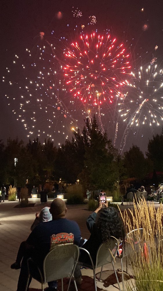 SCENTSY COMMONS - Updated December 2024 - 32 Photos - 2701 E Pine Ave ...