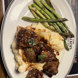 SAM WALKER’S - Updated July 2025 - 166 Photos & 143 Reviews - 1 Rainin ...