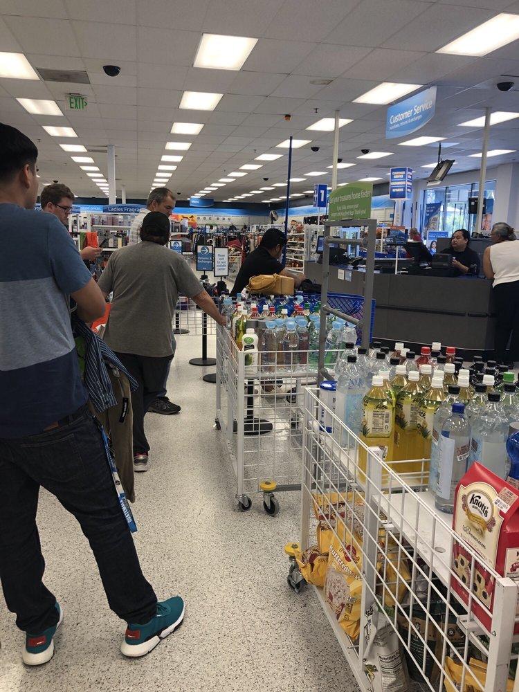 ROSS DRESS FOR LESS - 36 Photos & 28 Reviews - 194 Donahue St ...