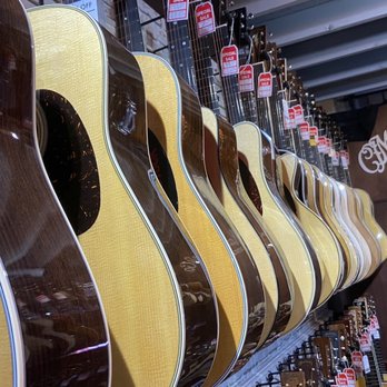 LIGHTNING JOE’S GUITAR HEAVEN - Updated March 2025 - 38 Photos & 87 ...