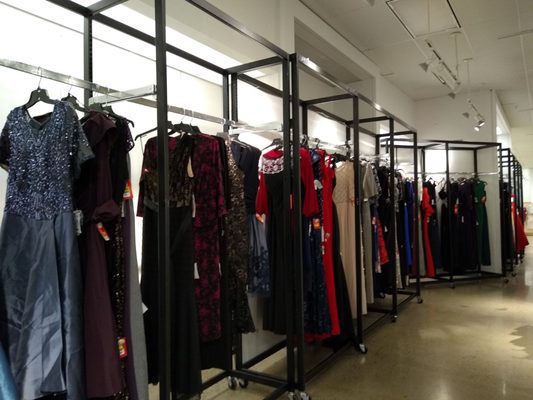 DESIGNER ROW - 20 Photos - 1 Promenade Circle, Vaughan, Ontario ...