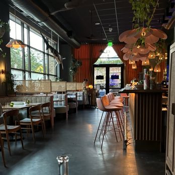 THE EMERALD LOUNGE - Updated October 2024 - 146 Photos & 34 Reviews - 2416 Jefferson Ave ...