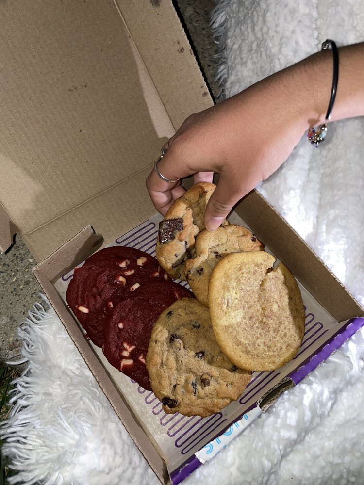INSOMNIA COOKIES - Updated July 2024 - 57 Photos & 94 Reviews - 22 ...