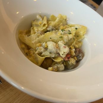 THE BLUE HEN - Updated December 2025 - 246 Photos & 158 Reviews - 33 ...