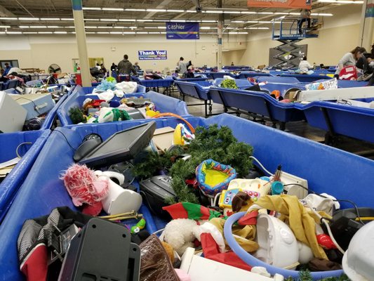 GOODWILL INDUSTRIES OF ARKANSAS - Updated December 2025 - 11 Reviews ...