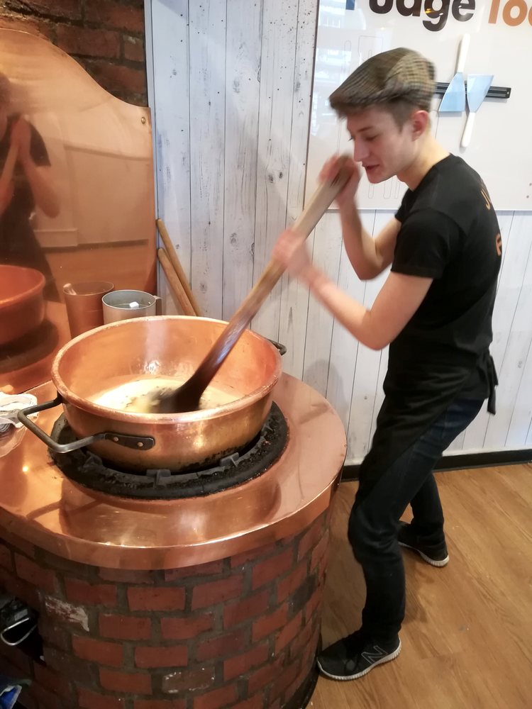 FUDGE KITCHEN - 36 Photos & 23 Reviews - 30 High Street, Edinburgh ...