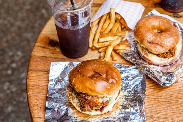 DO-RITE DONUTS & CHICKEN - Updated December 2024 - 33 Photos & 65 ...