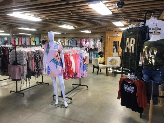 DNW OUTDOORS - Updated October 2025 - 21 Photos - 1711 E Parker Rd ...