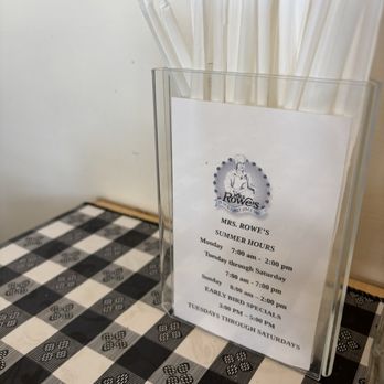 MRS. ROWE’S FAMILY RESTAURANT - Updated January 2026 - 171 Photos & 348 ...