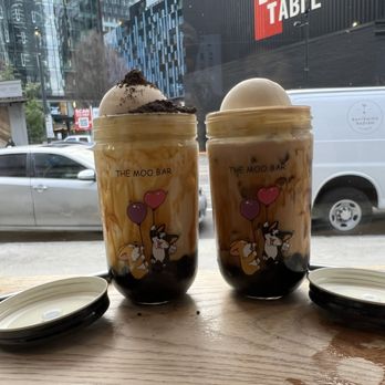 THE MOO BAR - Updated June 2024 - 1181 Photos & 618 Reviews - 2124 ...