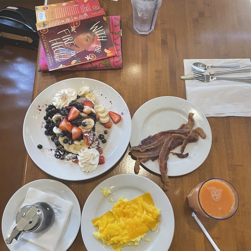 BURNT TOAST RESTAURANT - Updated June 2025 - 274 Photos & 401 Reviews ...