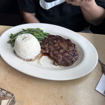 THE CHEESECAKE FACTORY - Updated February 2025 - 766 Photos & 585 ...